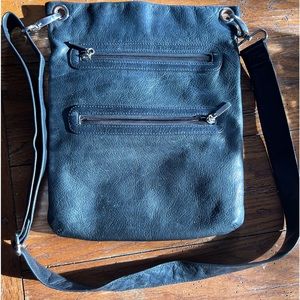 margot | Bags | Margot Genuine Leather Crossbody Pebble Messenger ...